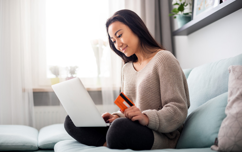 Mastering The Art Of Price Comparison For Smart Shopping