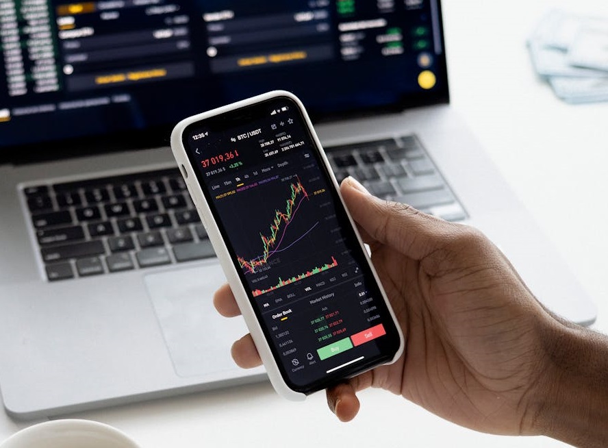 40 Smart Money Moves To Make With Just $50K