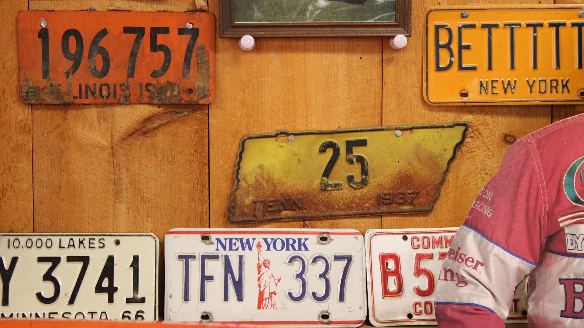 Vintage License Plates That Are Worth Collecting