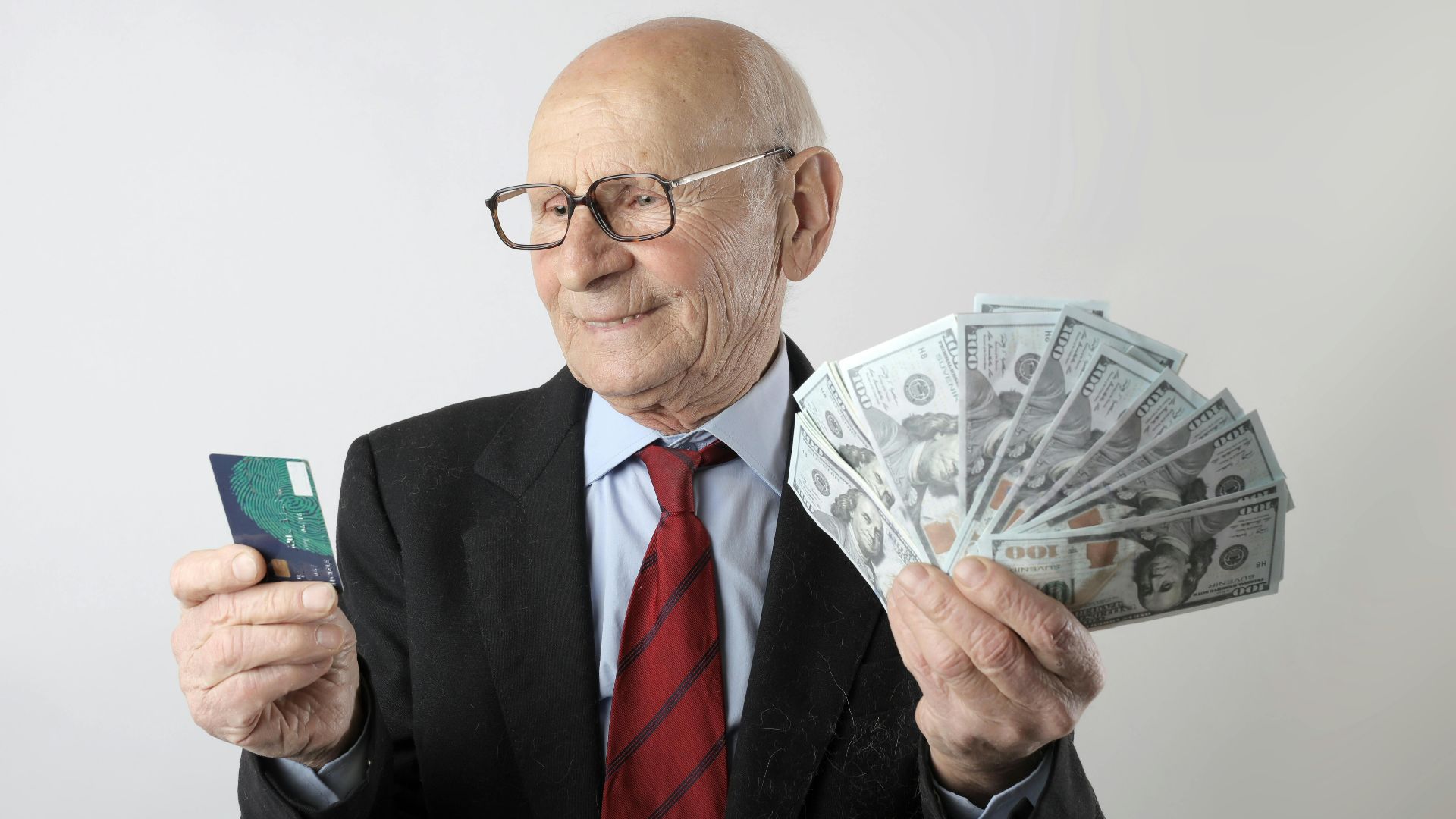 Diners Club issued the world’s first credit card in 1950. Today the ...