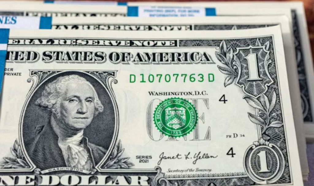 Collectors search for American $1 bills with a secret hidden in the ...