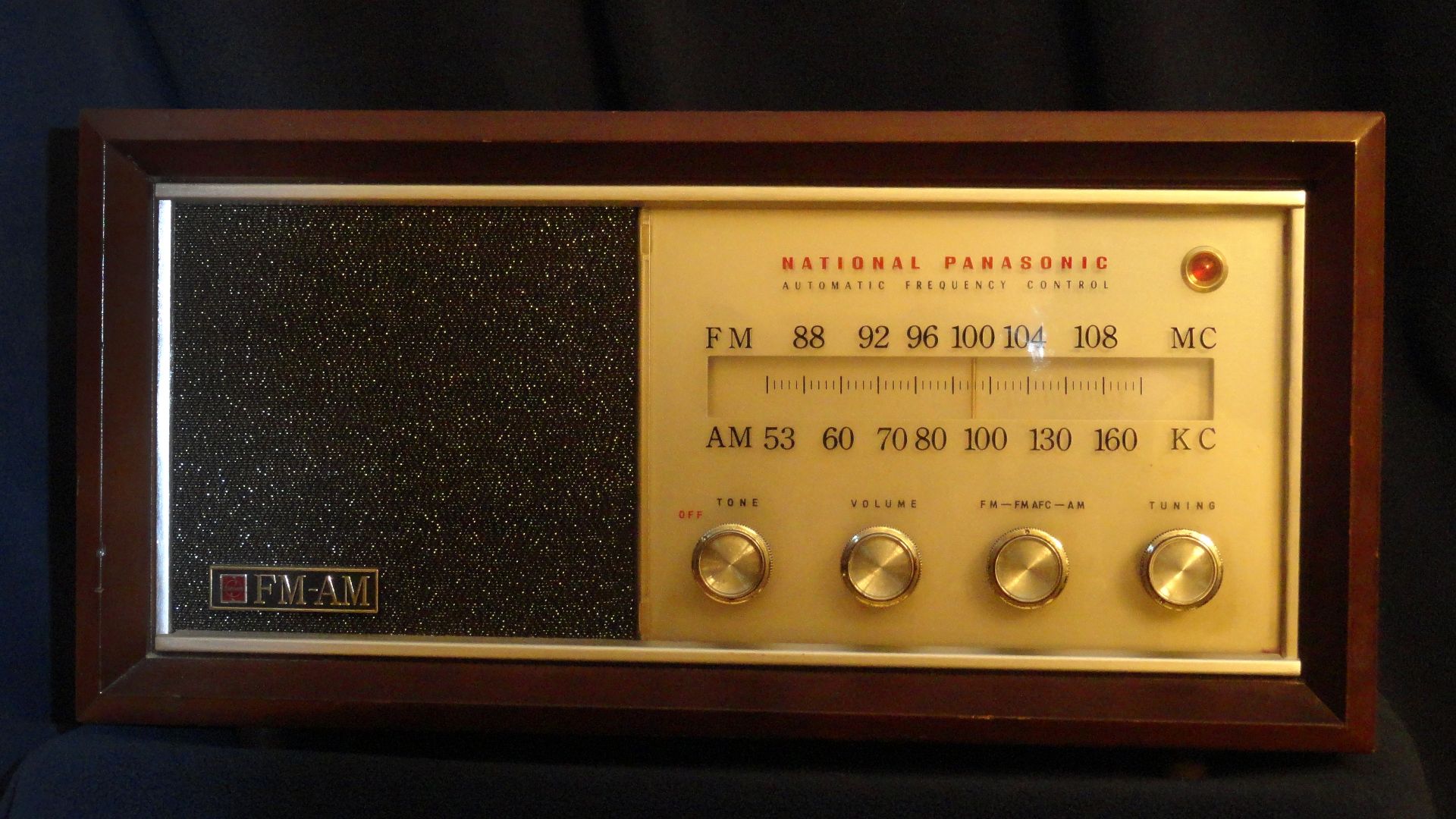 Old Radios That Are Now Hot Collector's Items