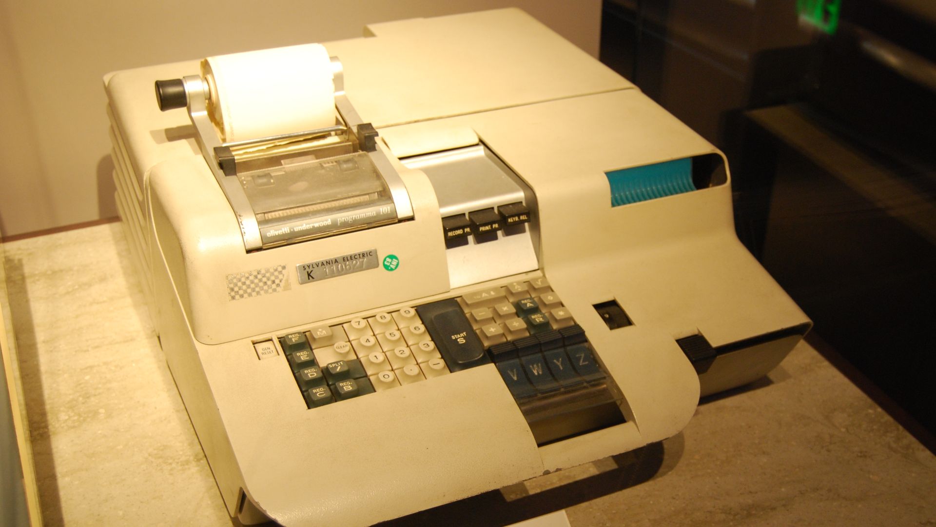 Retro Calculators That Collectors Hunt For